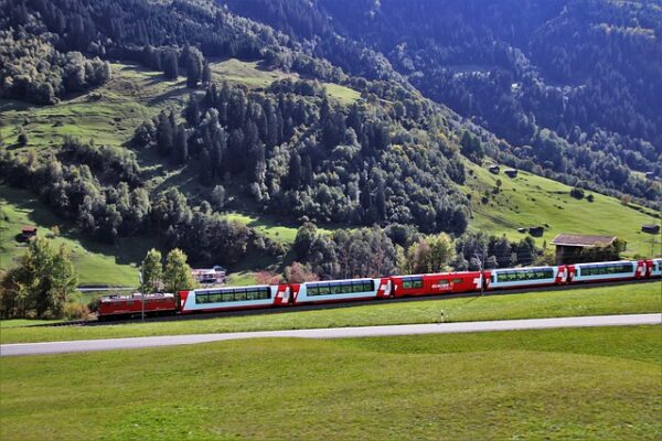 Switzerland's Panoramic Trains - Complete Guide to Plan Your Trip
